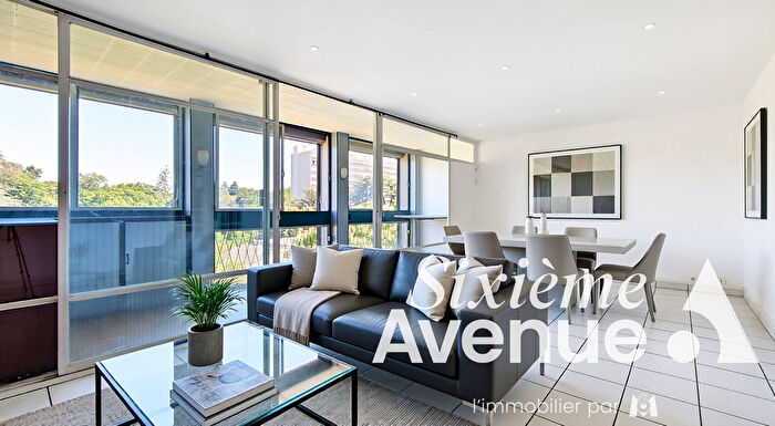 Bron, Les Essarts : Appartement 4 pièces à vendre