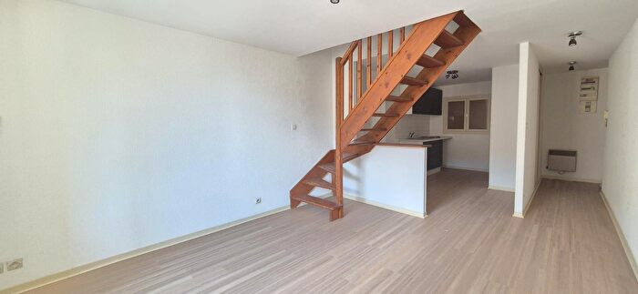 Appartement 3 pièces à Mâcon, Centre-ville, à louer