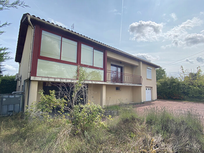 Maison à vendre - Saint-Yzan-de-Soudiac - 5 pièces - 4 chambres