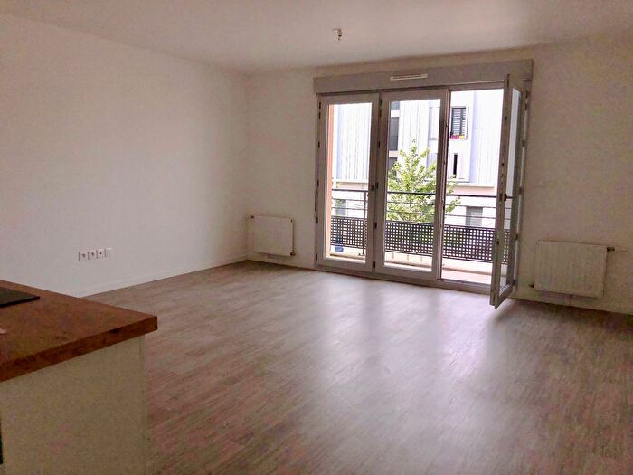 Égly : Appartement 3 pièces à louer