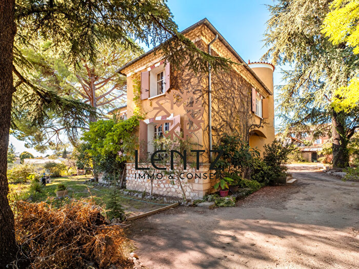 Maison 7 pièces à Manosque, Saint-Lazare, à vendre