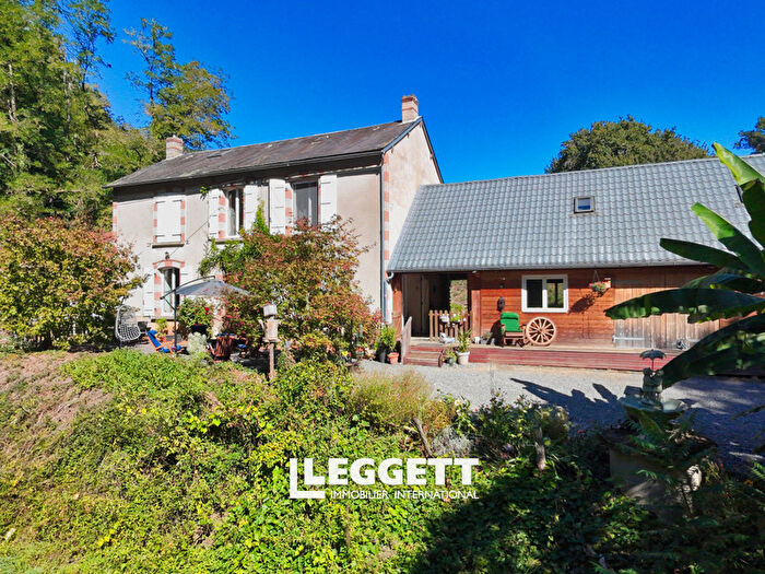 Maison 10 pièces à Bussière-Poitevine, à vendre