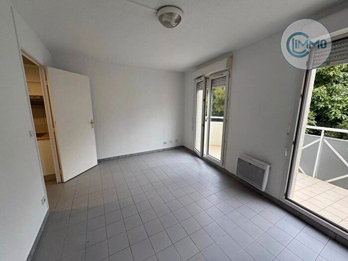Appartement à louer - Parc Impérial, Le Piol, Nice - 1 pièce