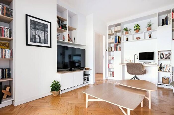 Appartement à vendre - Paris e , Belleville, Saint-Maur - 3 pièces - 2 chambres