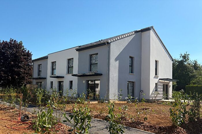 Maison 5 pièces à Cosnes-et-Romain, à vendre