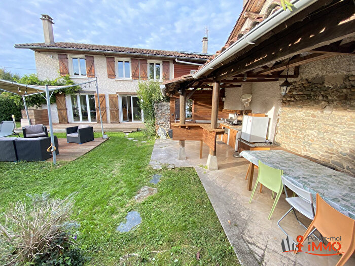 Maison à vendre - Montcarra - 8 pièces - 6 chambres