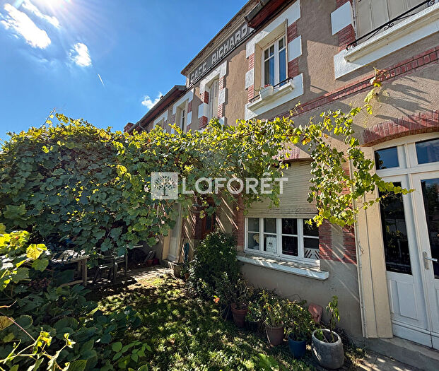 Maison à vendre - Mirepoix-sur-Tarn - 5 pièces - 4 chambres