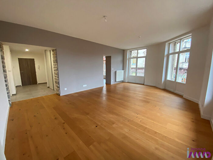 Appartement à louer - Belfort, Vieille ville, Le Fourneau - 5 pièces - 3 chambres