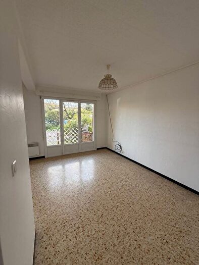 Appartement à louer - Madeleine Thoron, Fréjus - 2 pièces - 1 chambre