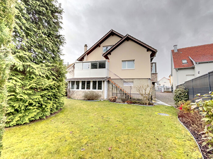 Maison à vendre - Geispolsheim - 5 pièces - 3 chambres