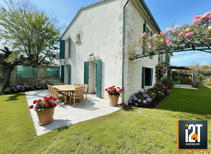 Maison à vendre - Uzès - 6 pièces - 5 chambres