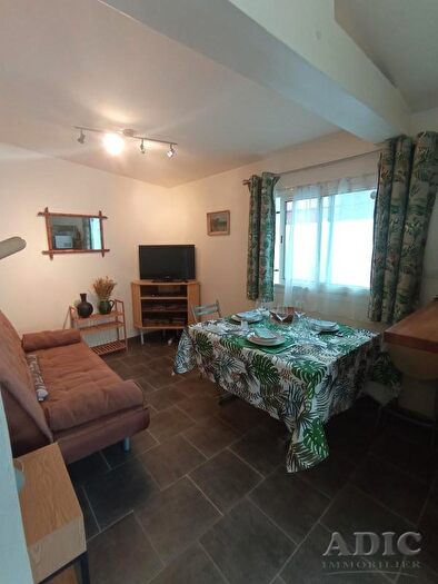 Appartement à louer - Le Plessis-Belleville - 2 pièces - 1 chambre