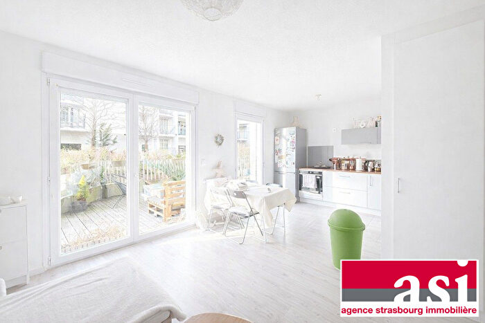 Appartement à vendre - Strasbourg - 4 pièces - 3 chambres