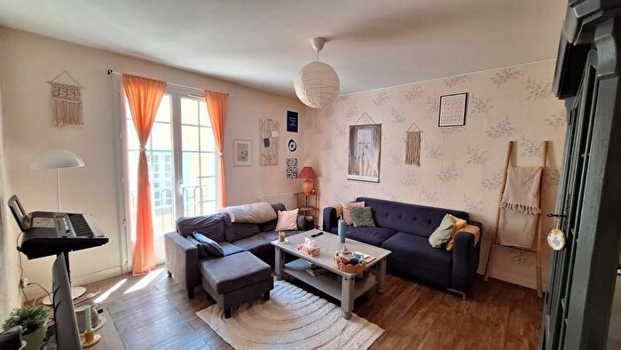 Appartement à vendre - Thiviers - 3 pièces - 2 chambres