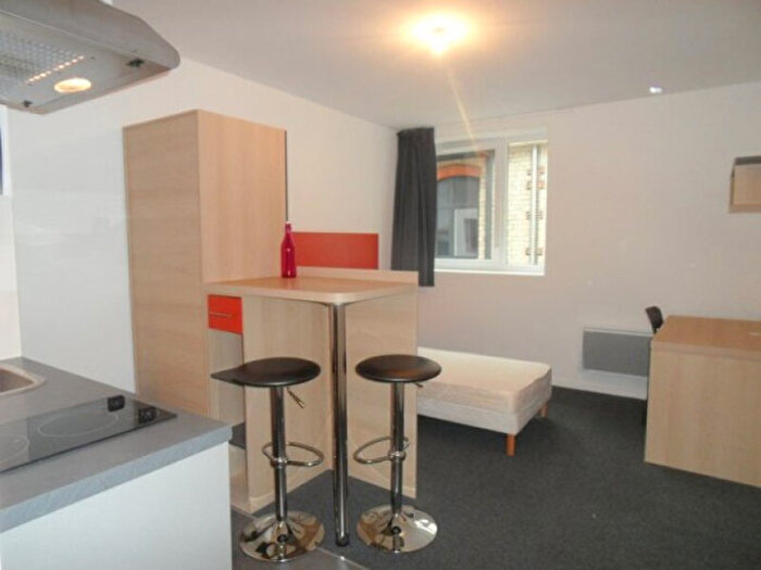Appartement à louer - Troyes, Trevois, Croncels - 1 pièce