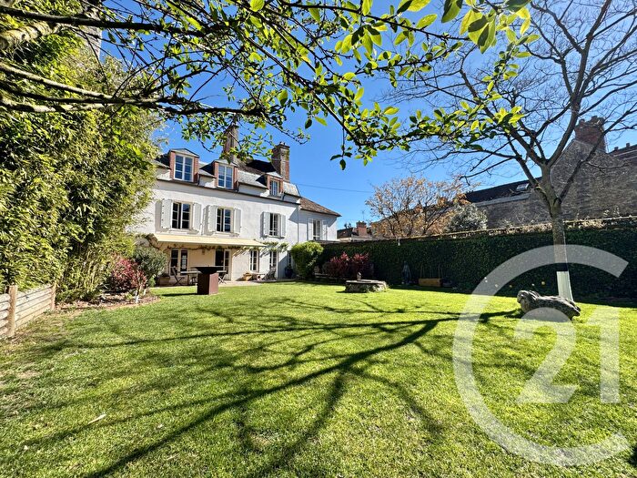 Fontainebleau, Centre-ville - Maison 8 pièces à vendre