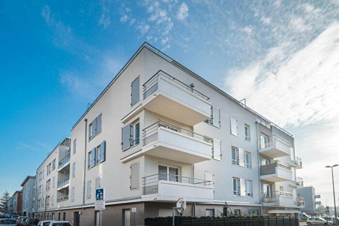 Appartement à louer - Croix Boisselière-Blés dOr, Morangis - 3 pièces - 2 chambres