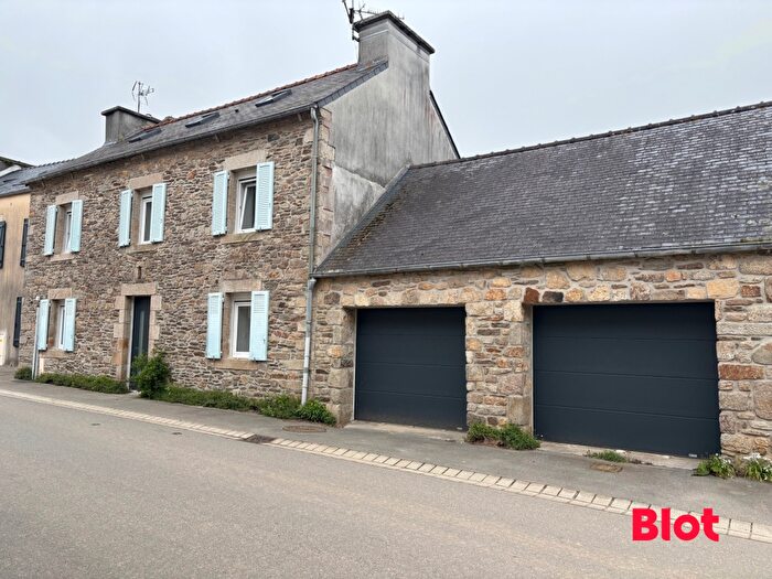 Maison à louer - Bourg-Blanc - 5 pièces - 3 chambres