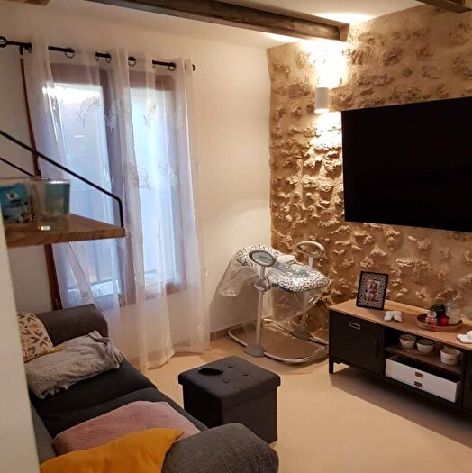 Maison à louer - Grans - 4 pièces - 2 chambres