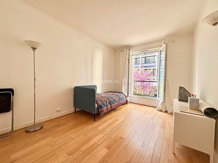 Appartement 3 pièces à Paris 15ème, Saint-Lambert, Convention, à vendre