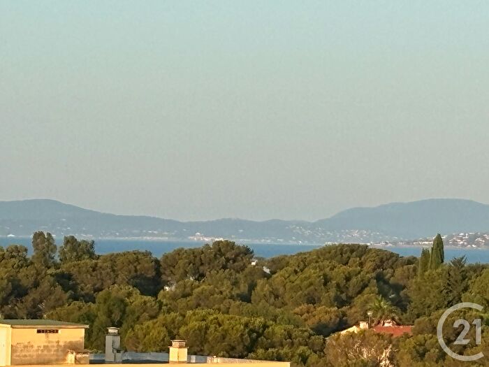 Appartement à vendre - Saint-Raphaël, Boulouris - 2 pièces - 1 chambre