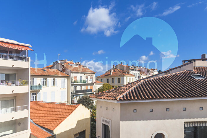 Appartement à vendre - Hyères, Centre-ville - 3 pièces - 1 chambre