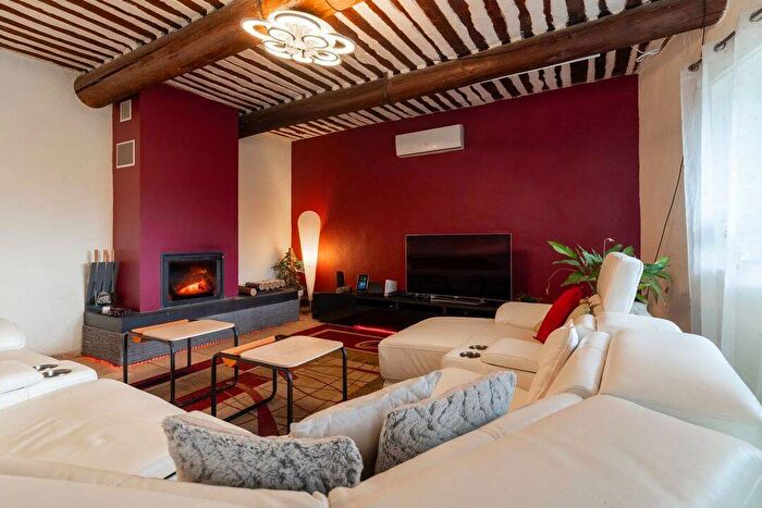 Perigord, Le Pontet - Maison 9 pièces à louer