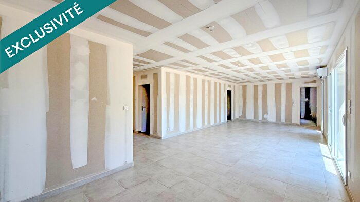 Le Pian-Médoc : Maison 5 pièces à vendre