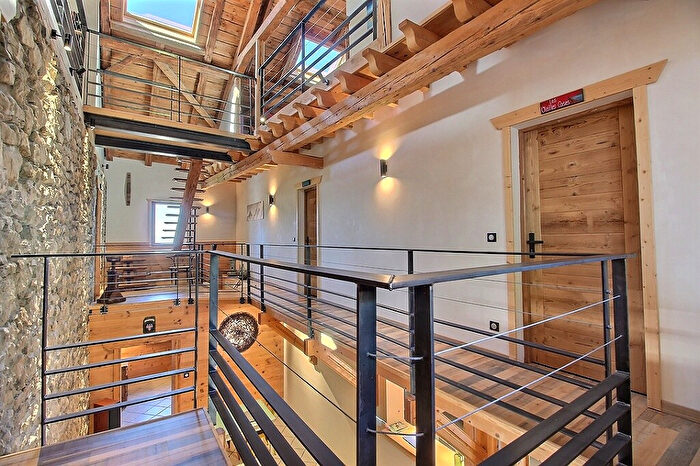 Maison à vendre - Thollon-les-Mémises - 10 pièces - 7 chambres