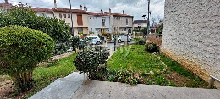 Maison à louer - Pegaux, Le Passage - 4 pièces