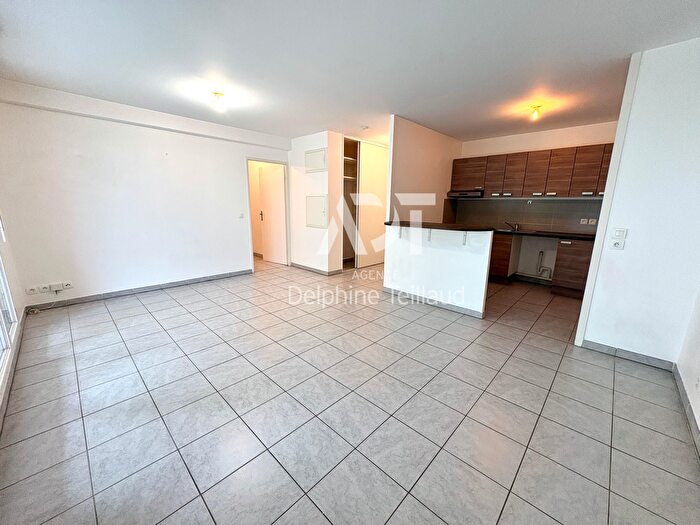 Appartement 3 pièces à louer - Grenoble, Eaux-Claires, Mistral