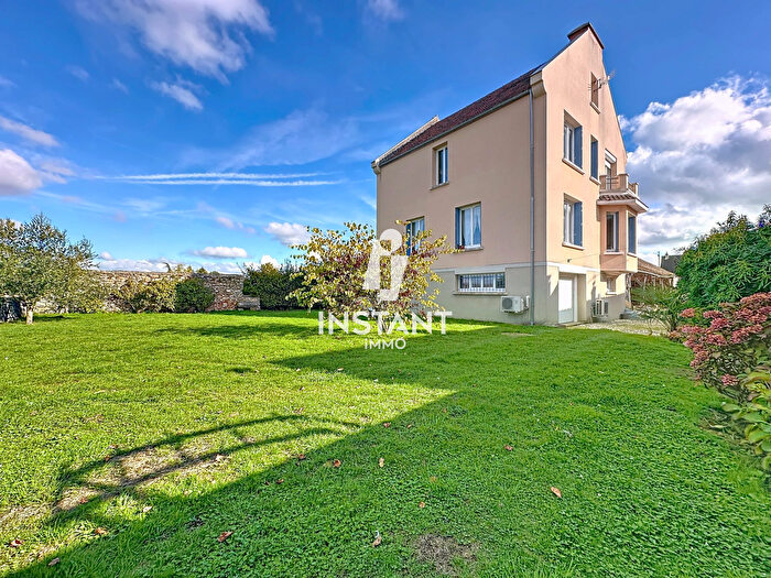 Maison à vendre - Crisenoy - 7 pièces - 5 chambres