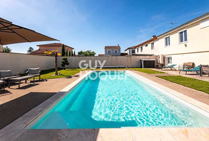 Maison 4 pièces à Loyettes, à vendre