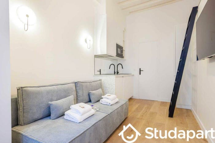 Appartement 1 pièce à Montorgueil-Saint Denis, Paris 2ème arrondissement, à louer