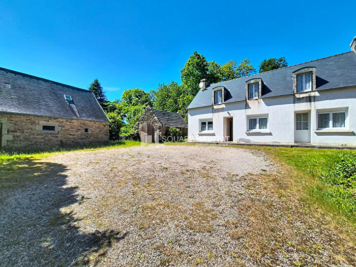 Plonéour-Lanvern - Maison 5 pièces à vendre