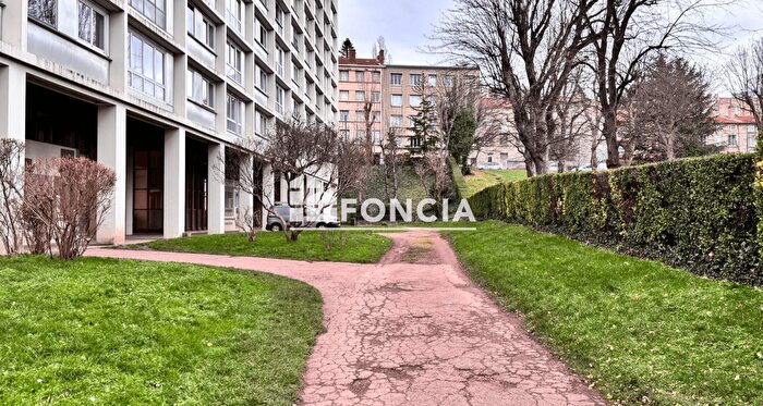 Appartement à vendre - Saint-Étienne, Saint-Roch, Vivaraize, Valbenoite, Centre Deux - 5 pièces - 2 chambres