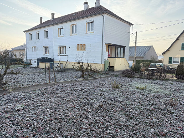 Maison à vendre - Hettange-Grande - 5 pièces - 4 chambres