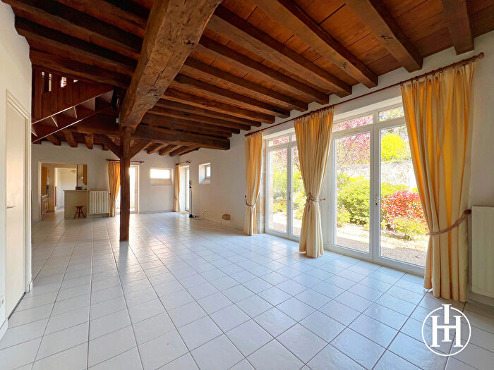 Appartement à vendre - Saint-Amand-Montrond - 4 pièces - 2 chambres