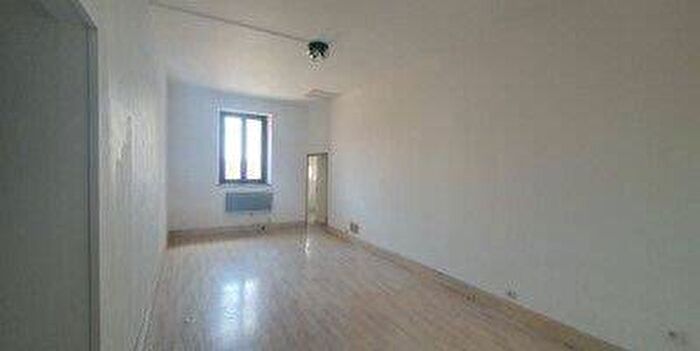 Appartement à louer - Armaucourt - 5 pièces - 4 chambres