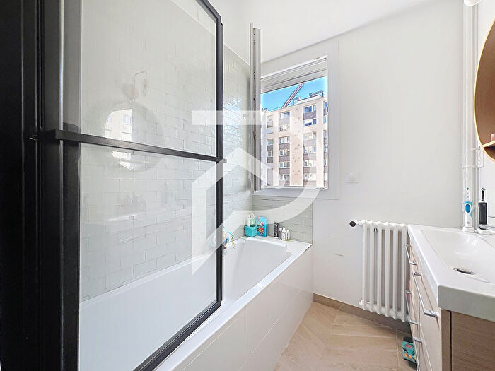 Appartement 3 pièces à vendre - Issy-les-Moulineaux, Centre-ville, Corentin Celton, Les Varennes