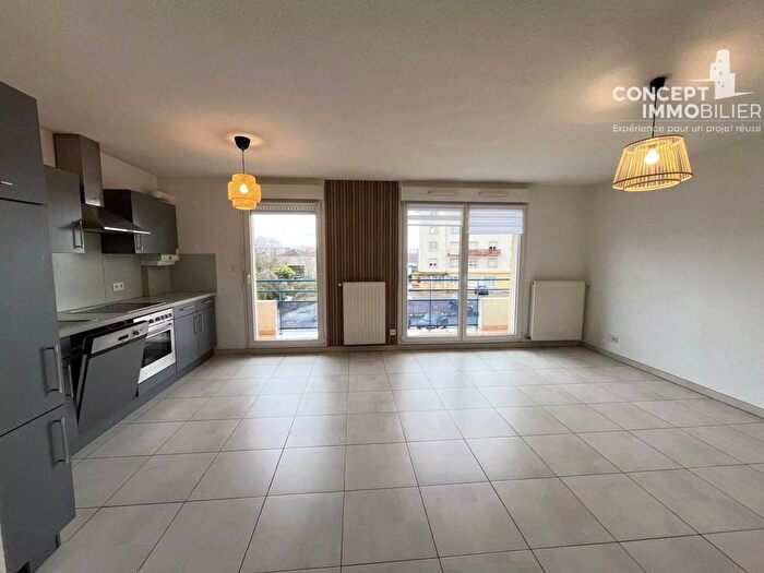 Appartement à louer - Centre Ville, Florange - 2 pièces - 1 chambre