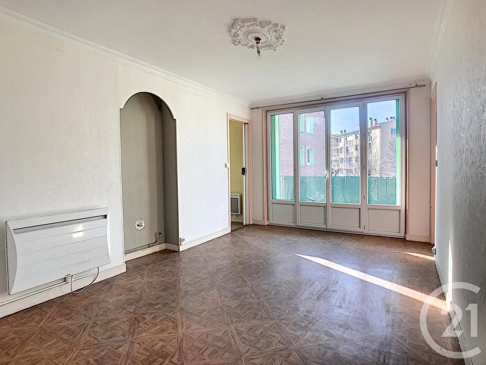 Appartement 4 pièces à louer à Troyes, Saint-Martin
