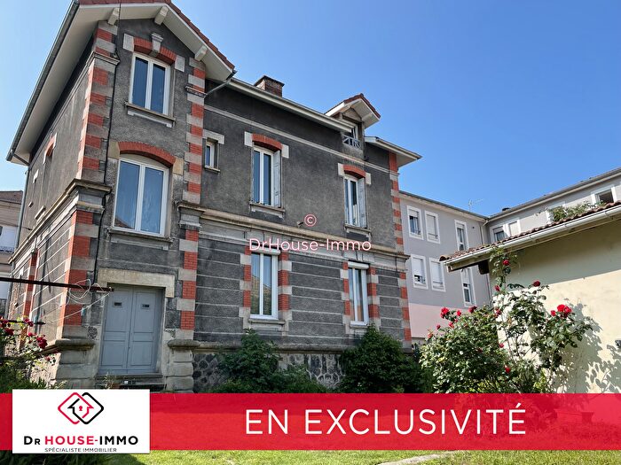 Maison à vendre - Firminy, Centre-ville - 6 pièces - 3 chambres
