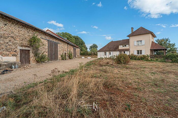 Maison 8 pièces à vendre à La Meyze