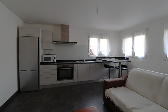 Appartement à louer - Troyes, Saint-Martin - 2 pièces - 1 chambre