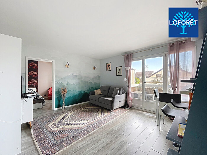 Appartement à vendre - Noisy-le-Grand, Nord - 2 pièces - 1 chambre