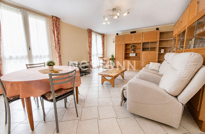 Appartement 4 pièces à Roissy-en-Brie, Arpents, Etang, Vignes, à vendre