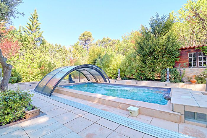 Jouques : Maison 8 pièces à vendre