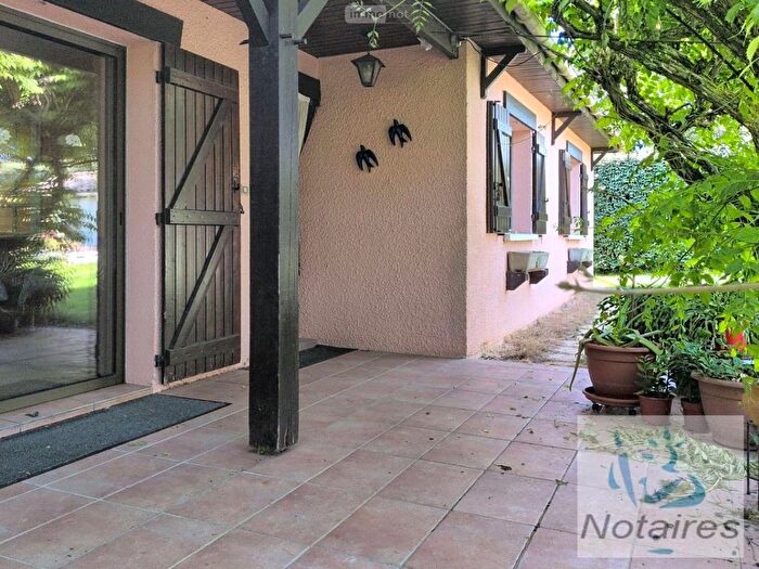 Maison 4 pièces à Loupes, à vendre