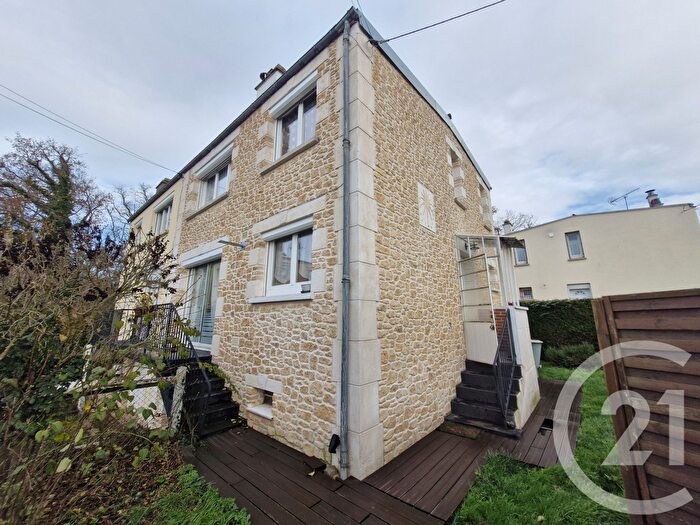 Maison à vendre - Saint-Sébastien-de-Morsent - 5 pièces - 3 chambres